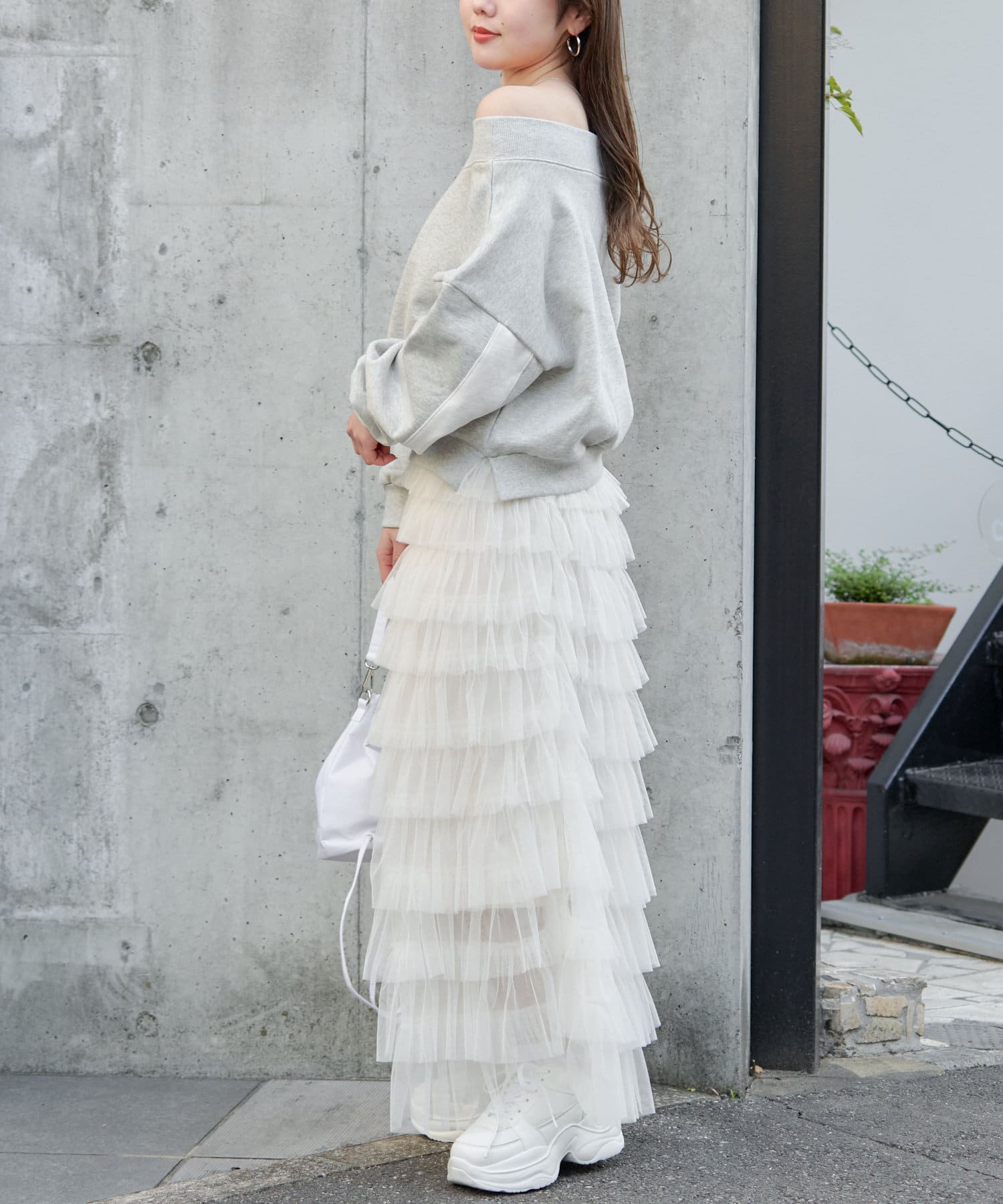 【Chico】短丈オフショルライン配色スウェット | OUTLET(アウトレット)レディース | PAL CLOSET(パルクローゼット ...