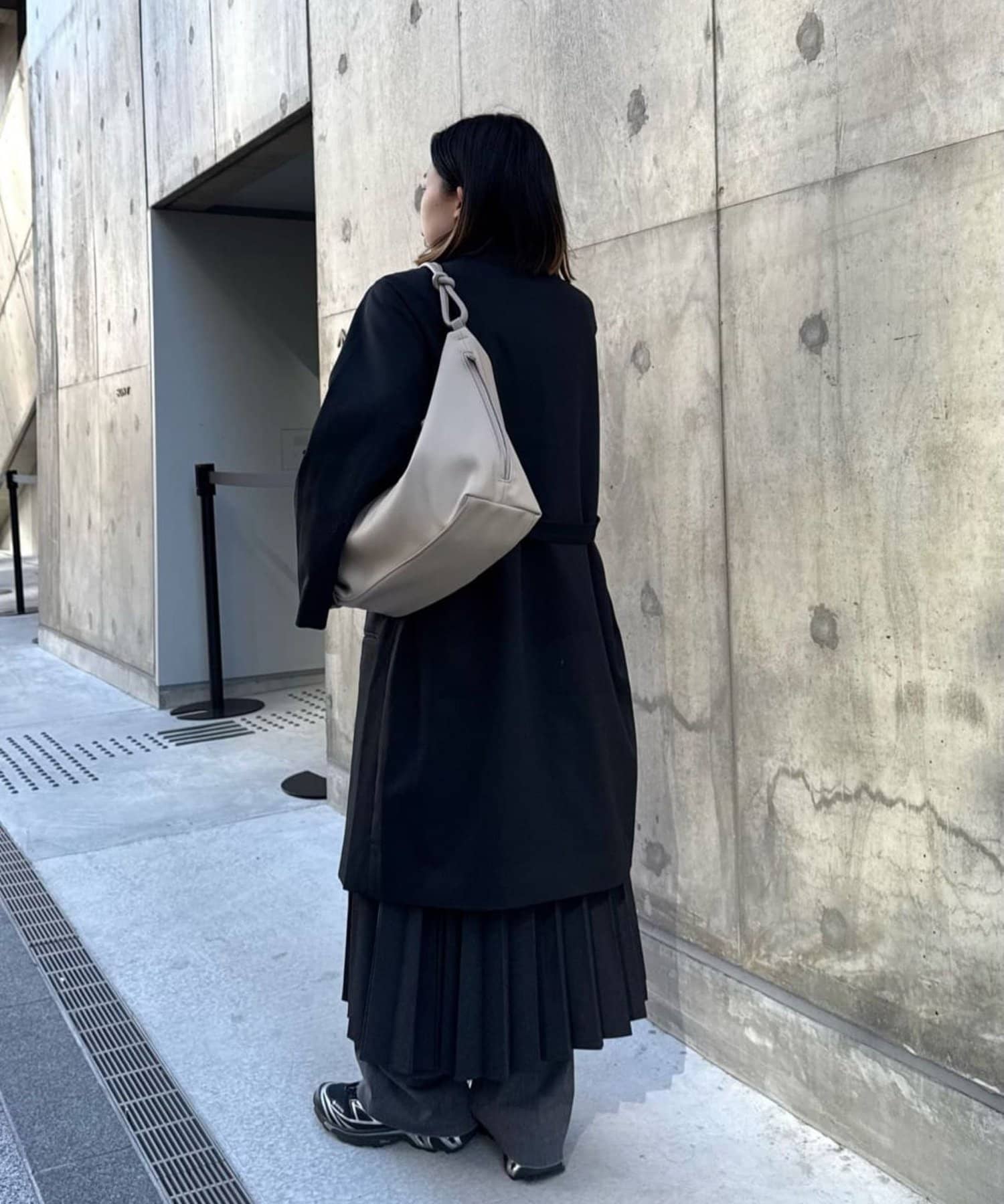 《500g未満/WEB限定カラーあり/A4サイズ対応》樹脂パーツワンハンドルバッグ | ear PAPILLONNER(イア パピヨネ ...