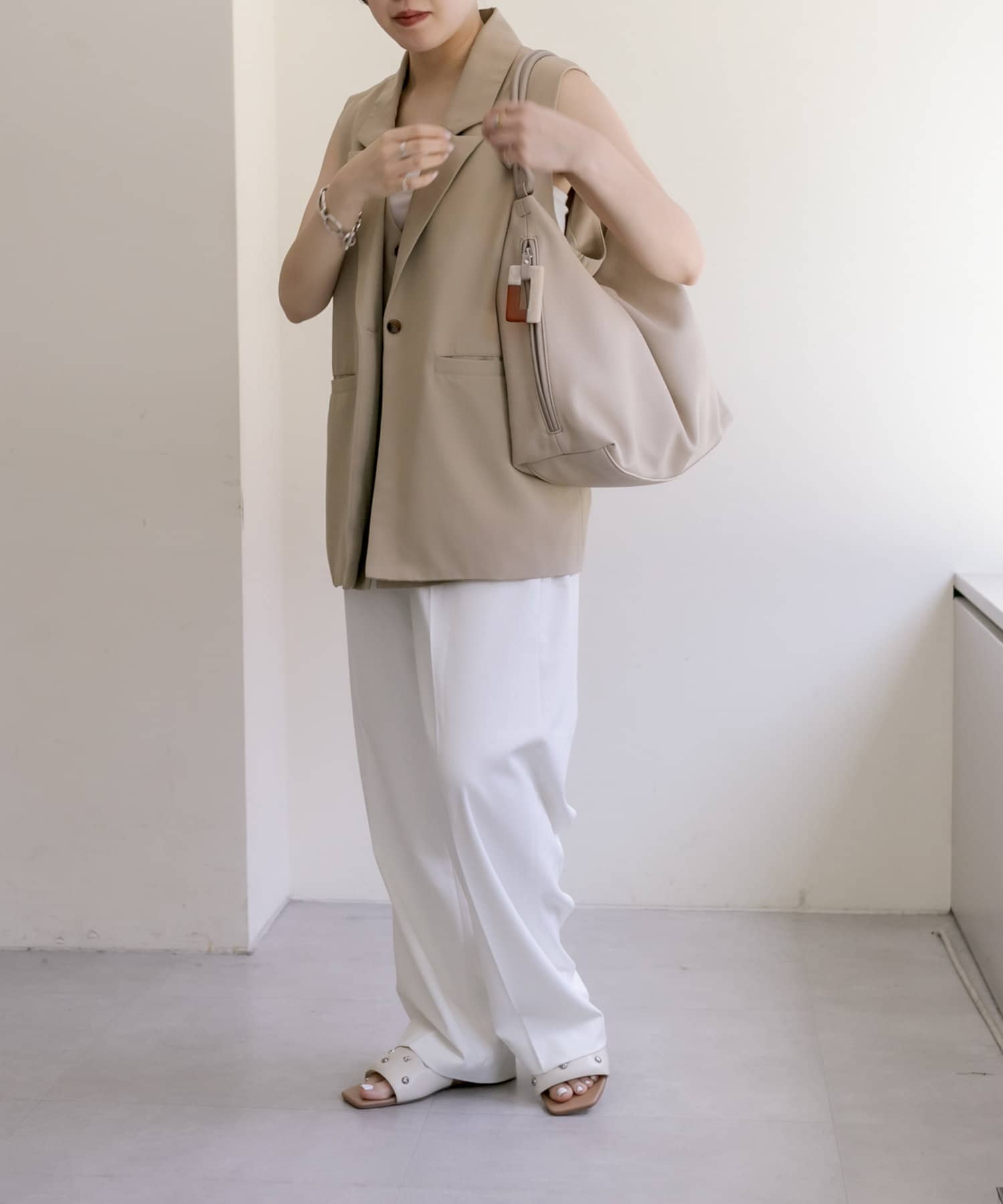 《500g未満/WEB限定カラーあり/A4サイズ対応》樹脂パーツワンハンドルバッグ | ear PAPILLONNER(イア パピヨネ ...