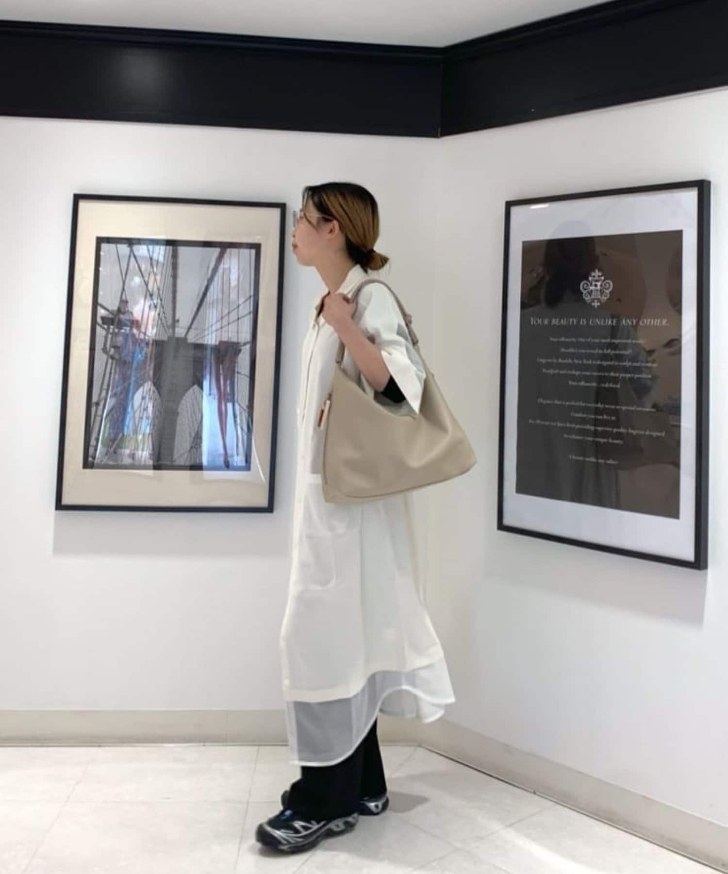 《500g未満/WEB限定カラーあり/A4サイズ対応》樹脂パーツワンハンドルバッグ | ear PAPILLONNER(イア パピヨネ ...