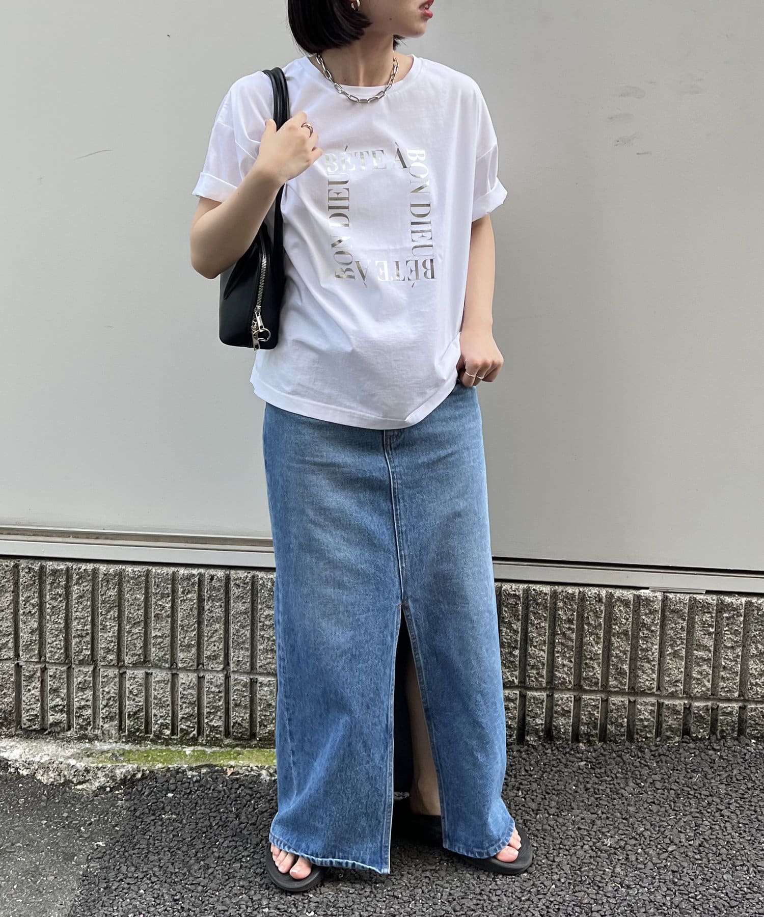 箔プリントロゴTシャツ | Jena espace merveilleux(ジェナ エスパスメルヴェイユ)レディース | PAL CLOSET ...