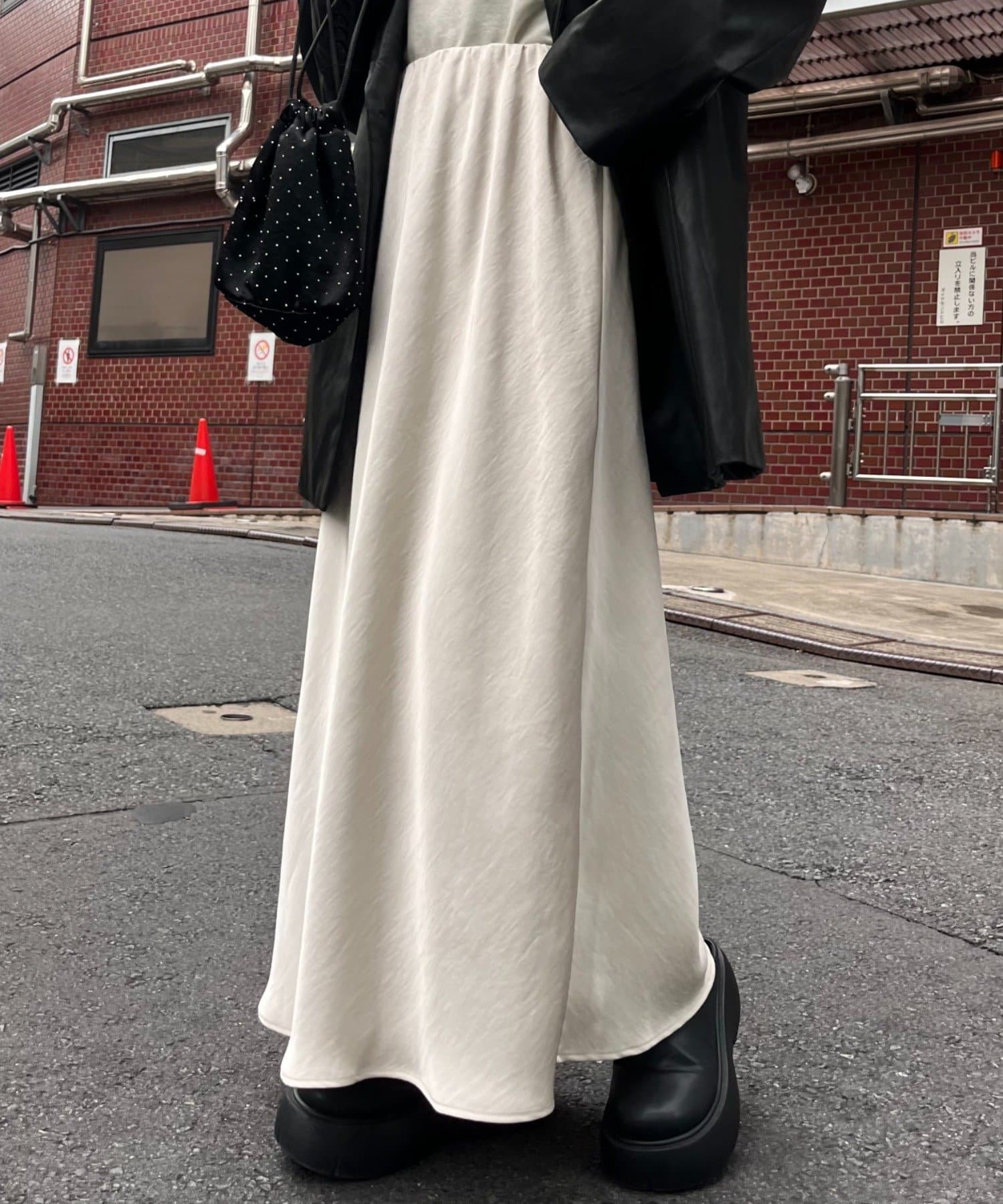 【華奢見えが叶う】スタイルアップサテンスカート | CIAOPANIC TYPY(チャオパニックティピー)レディース | PAL CLOSET ...