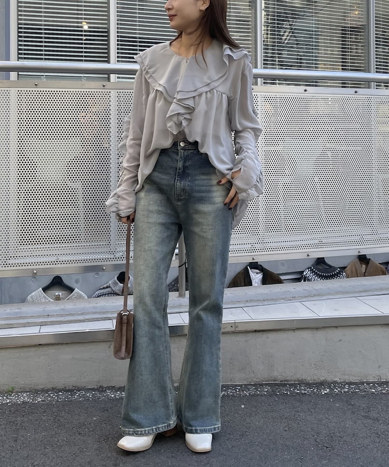 [mline]ラッフルブラウス | mystic(ミスティック)レディース | PAL CLOSET(パルクローゼット) - パルグループ公式 ...